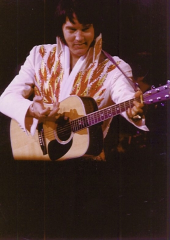 October With Elvis Presley (117 Amazing Photos) – Elvis Presley