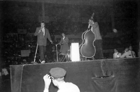 October With Elvis Presley (117 Amazing Photos) – Elvis Presley