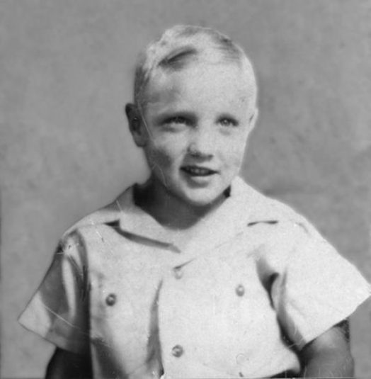 Elvis Presley's Childhood Photos Revealed (Between 1935 – 1945) - Elvis ...