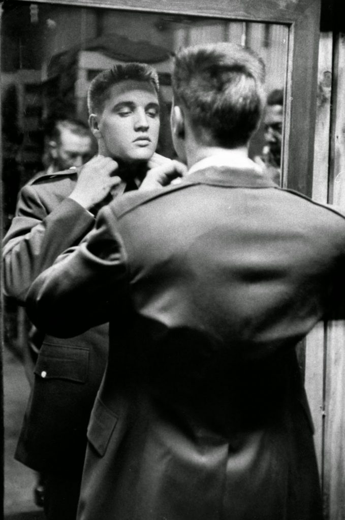Amazing Photos of Elvis Presley Joins the Army in 1958 – Elvis Presley