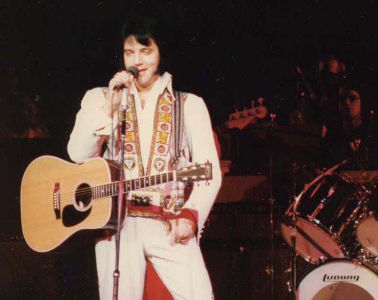 December 6 – Events – Today in Elvis Presley History – Elvis Presley