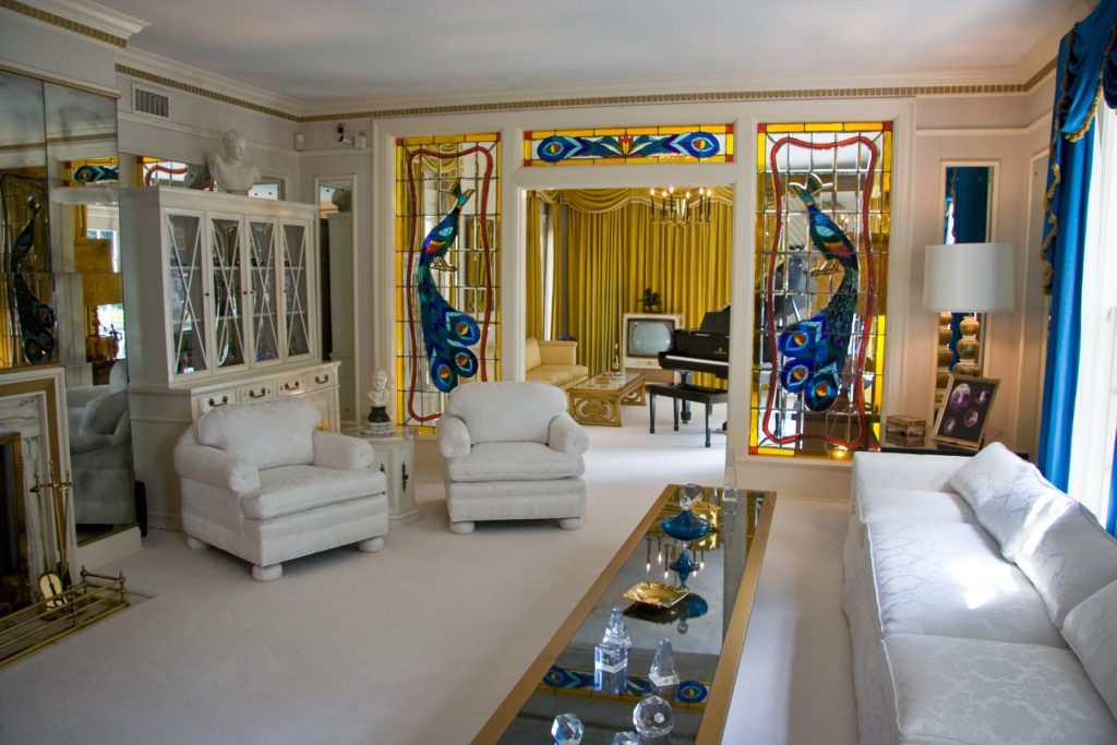 19 March 1957 Elvis Presley Buys Graceland – Elvis Presley