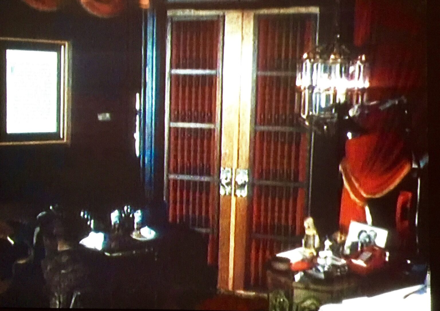 Upstairs at Graceland 13 Rare Photos – Elvis Presley