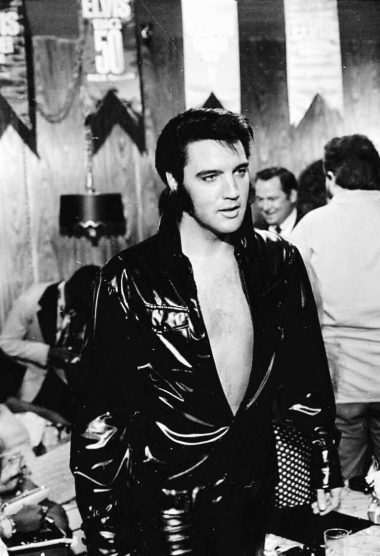 Elvis and guests following his opening night at The International Hotel ...