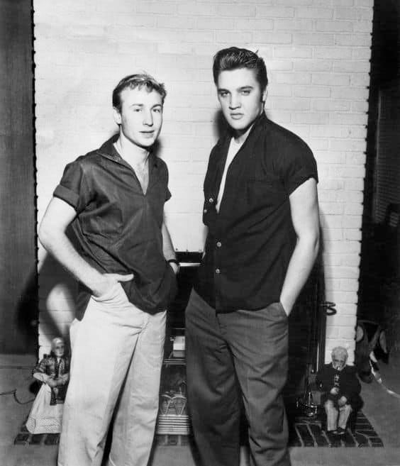 Elvis And Nick Adams – Elvis Presley