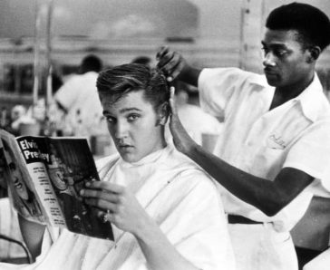 ELVIS AT JIM'S BARBER SHOP. MEMPHIS. JULY 1956 - Elvis Presley