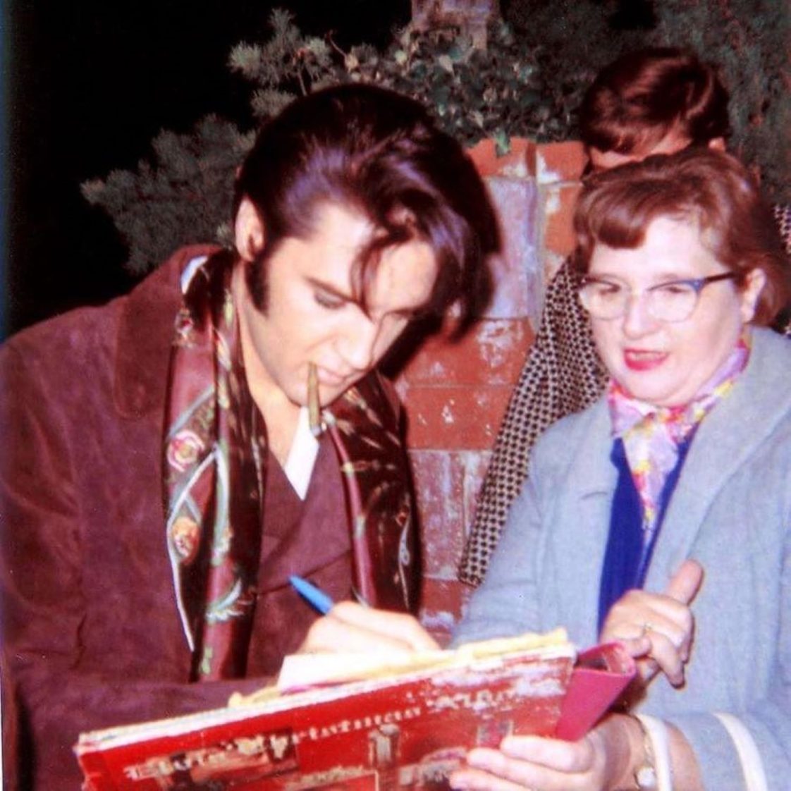 Elvis fans – Elvis Presley