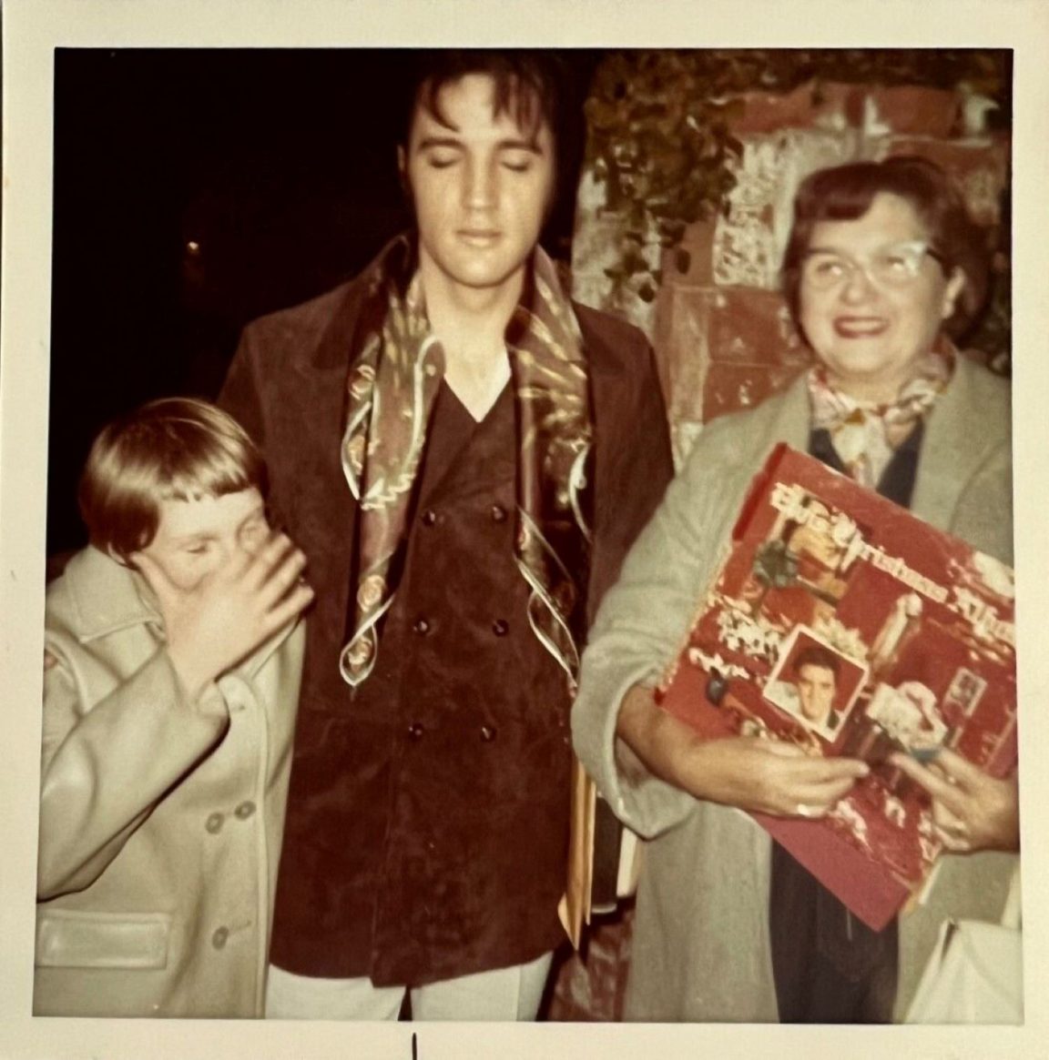 Elvis fans - Elvis Presley