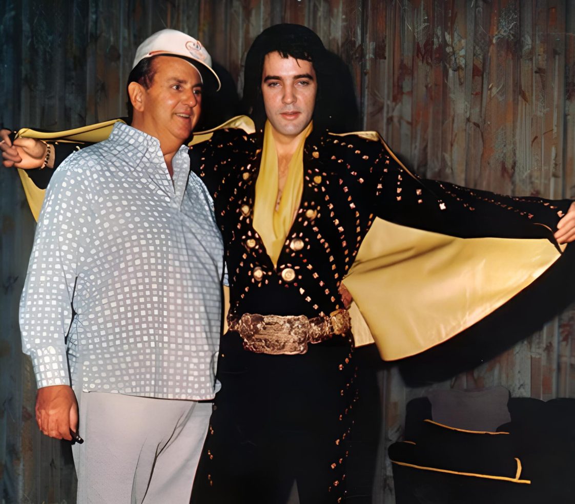 January 1972. Hilton Hotel. Season 6. Elvis’ appearance in Las Vegas ...