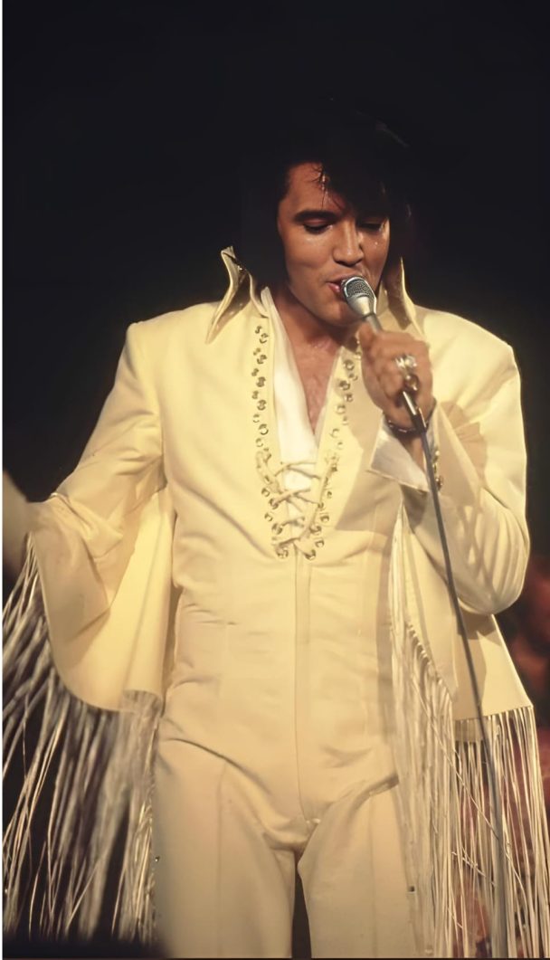 November 14, 1970. Elvis performed at the Inglewood Forum, Los Angeles ...