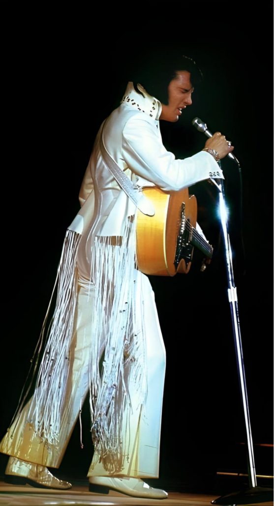 November 14, 1970. Elvis performed at the Inglewood Forum, Los Angeles ...